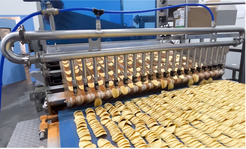 Fried Potato Chips Production Line Chips Making Equipment from China ...